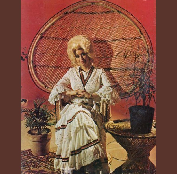 From Stage to Serenity: Inside Dolly Parton’s Unique Method for ...